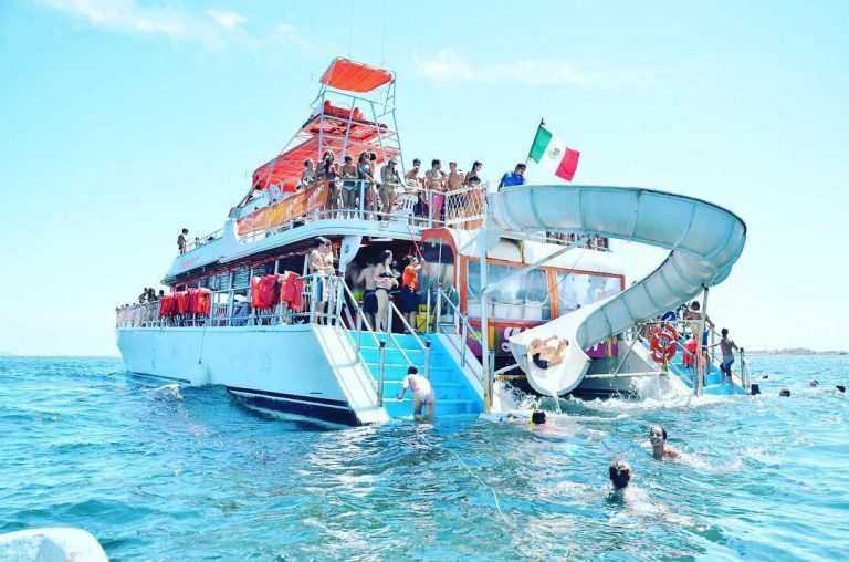 Cancun Boat Party Booze Cruises Luxury Yacht Rental